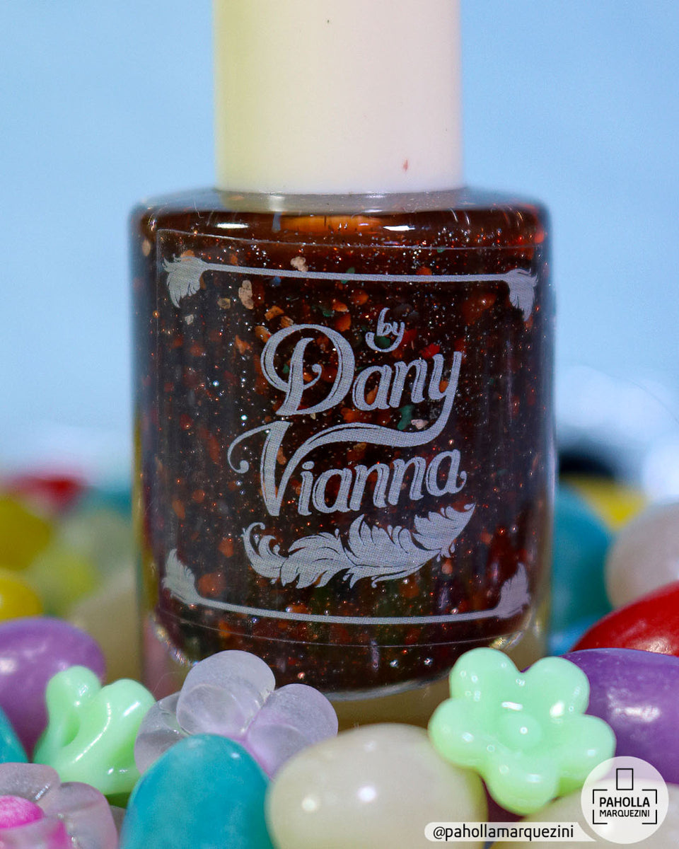 Color Bomb – By Dany Vianna