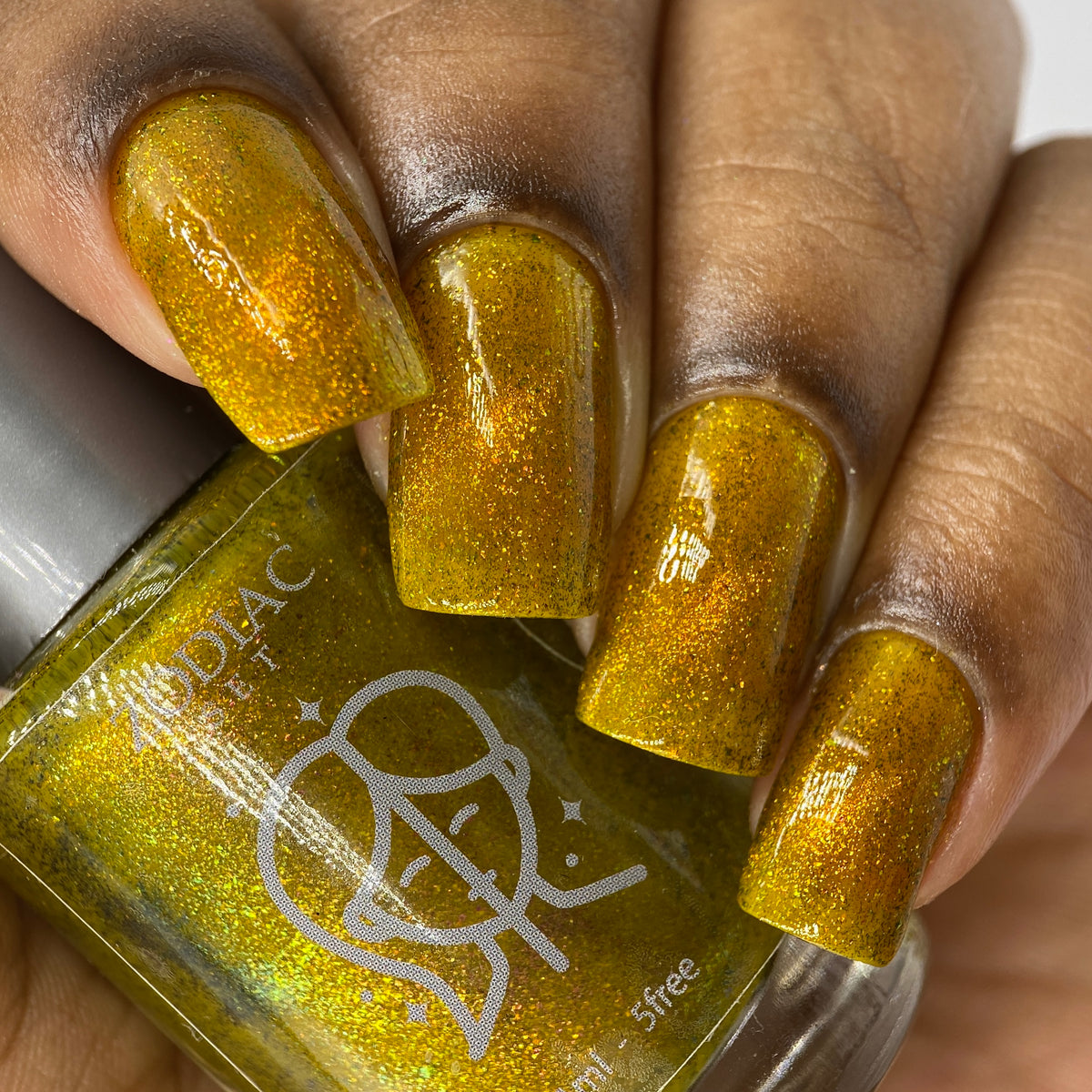 Gemini - Amber – By Dany Vianna
